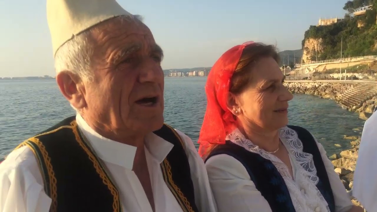 FOLKI GRUP BILBILI, MOJ NEPËRKA - YouTube