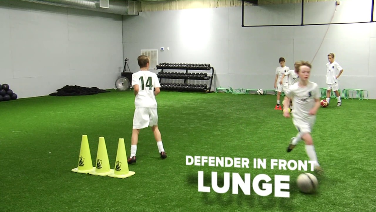 DEFENDER IN FRONT LUNGE - YouTube