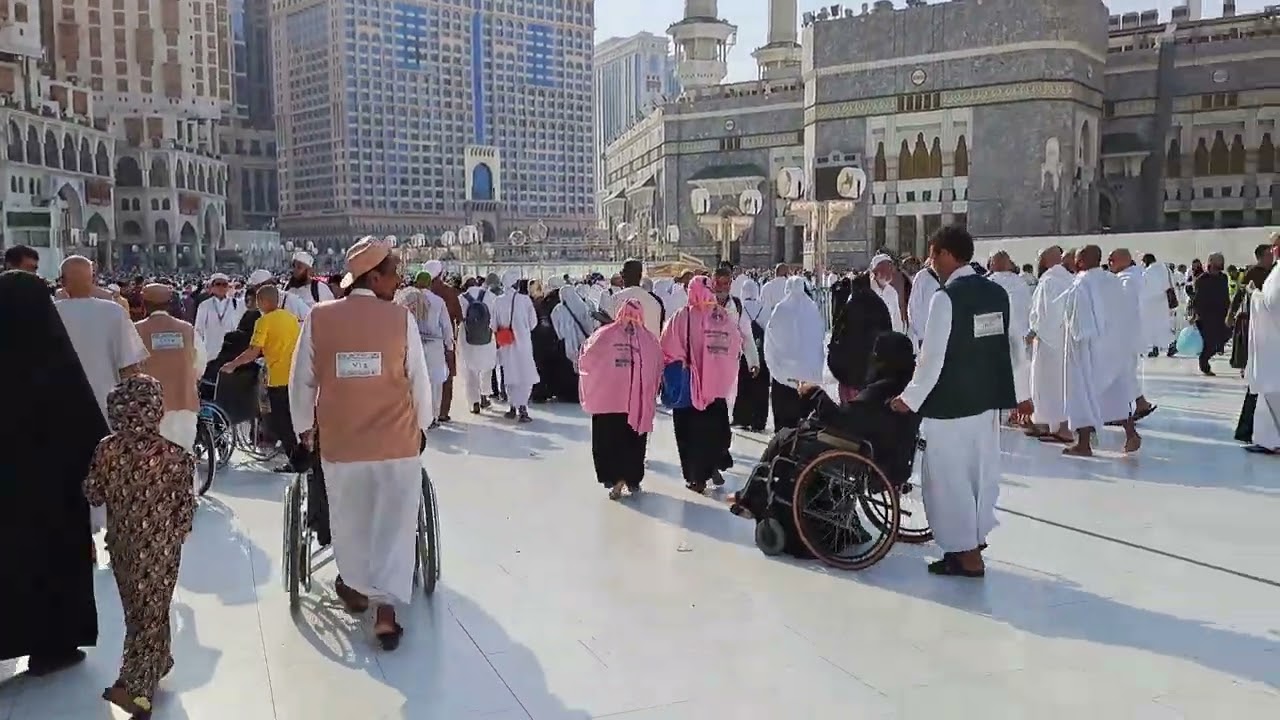 MAAKHA live video 🤲🤲 ️ ️ ️ ️ ️ - YouTube