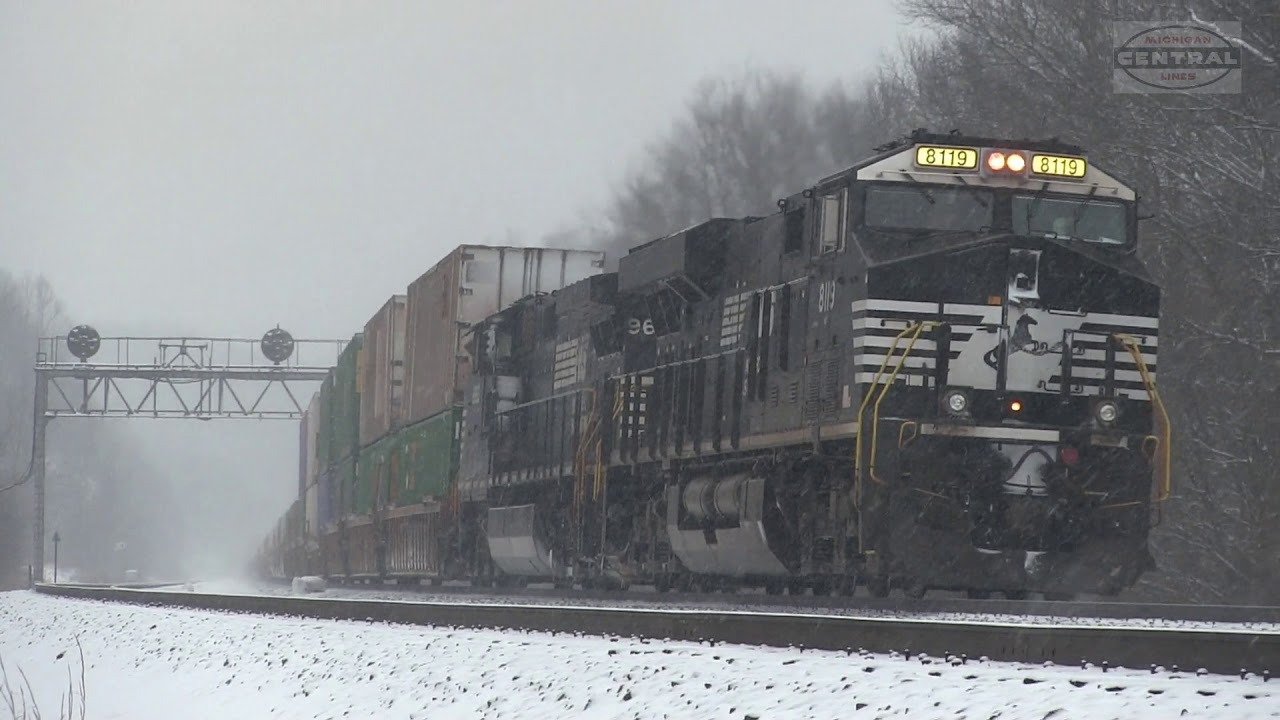 PRR Position Light Signals Meet! - YouTube