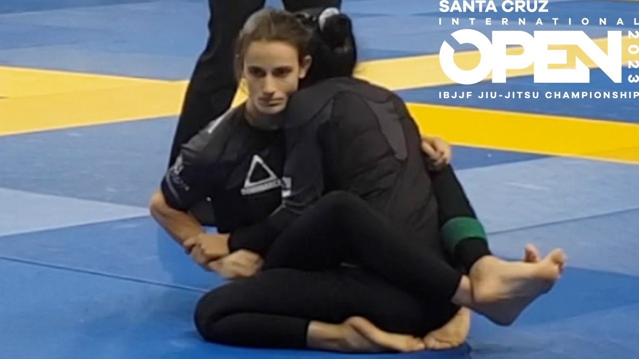 Adele Fornarino vs Kaimana Newman / Santa Cruz Open No-Gi 2023 - YouTube