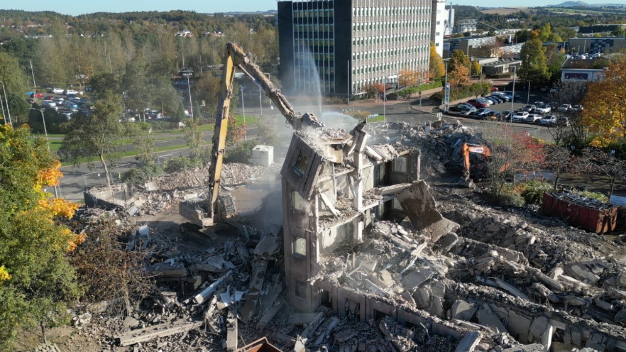 Rothesay House Final Demolition Stages - YouTube