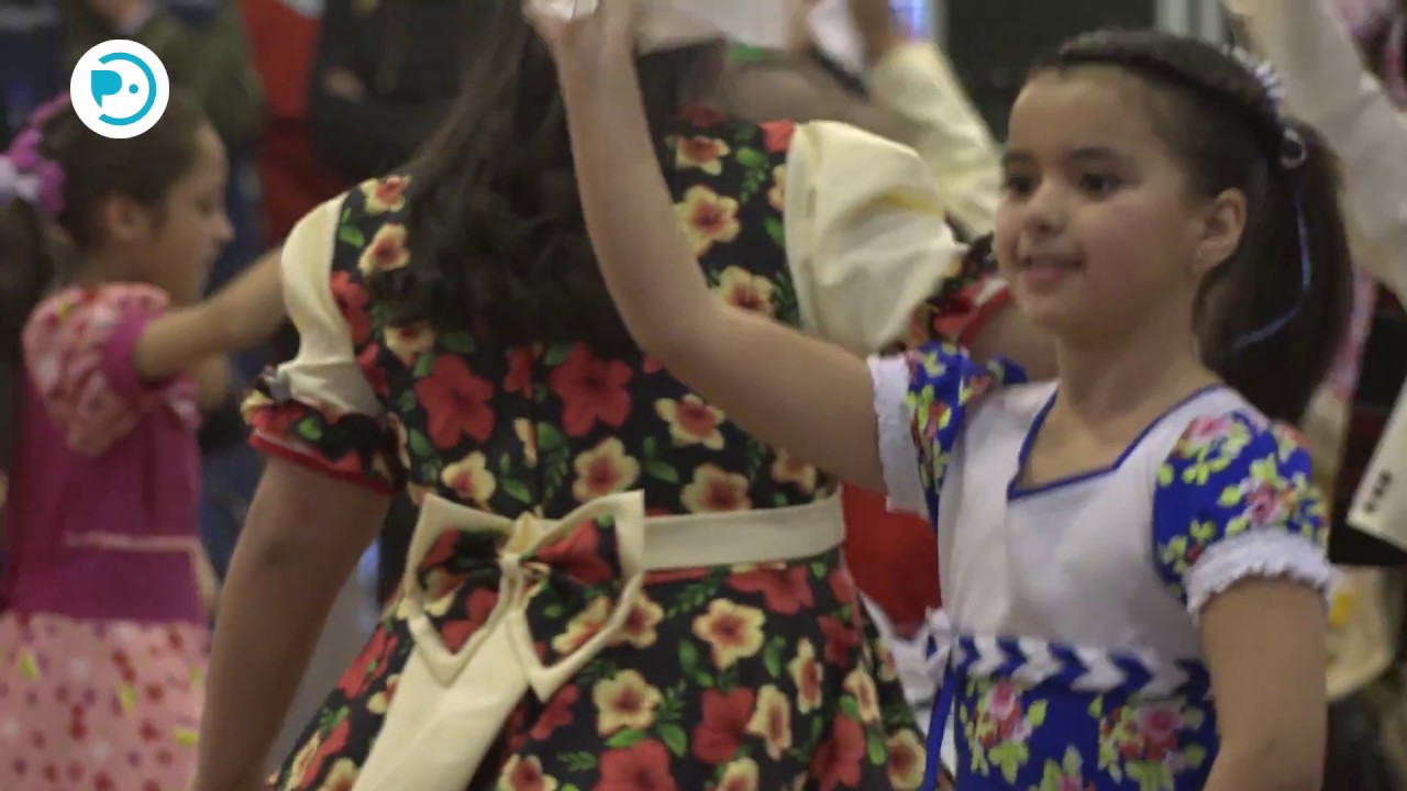 Concurso de cueca infantil - YouTube