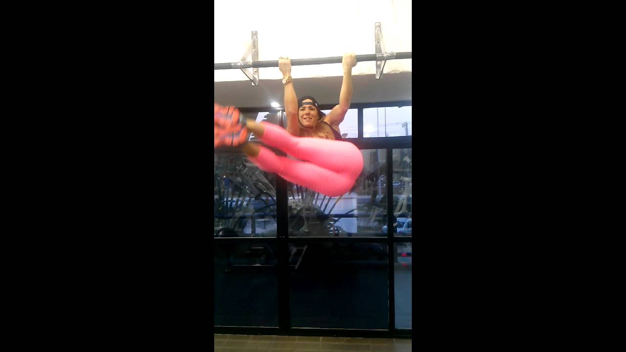 Carol Telles abs - YouTube