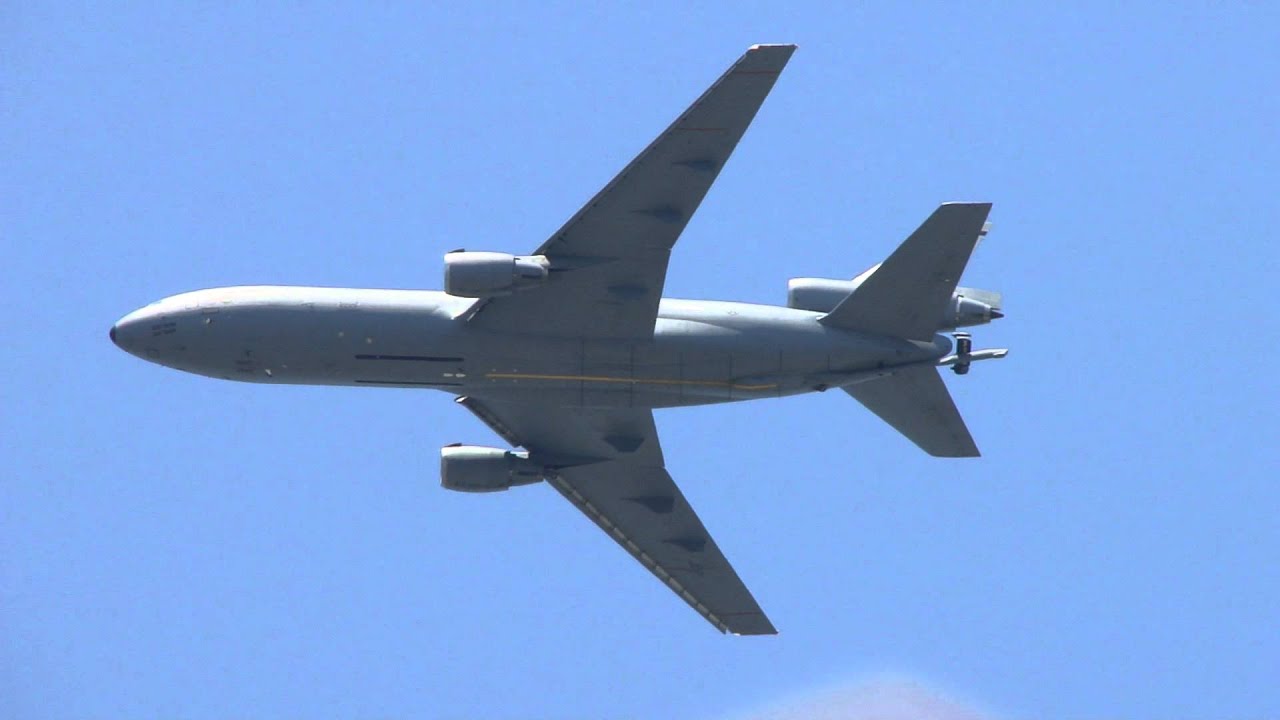 KC-10 Flying Over Baltimore, Maryland - YouTube
