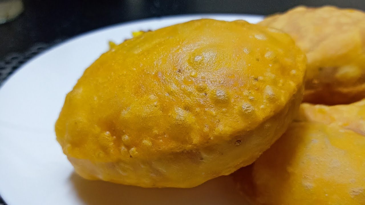 Masala poori/മസാല പൂരി/IR WORLD/Easy Breakfast or Tea time snack - YouTube