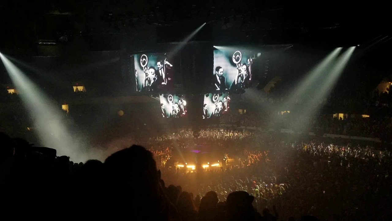 Bassnectar NYE 360 -- 19/20 'Feeling Good, science fiction' - YouTube