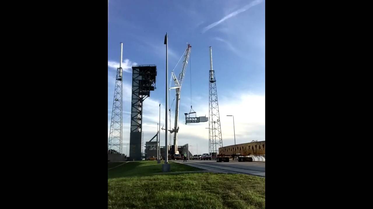 Crew Access Arm Installed for Starliner Missions - YouTube
