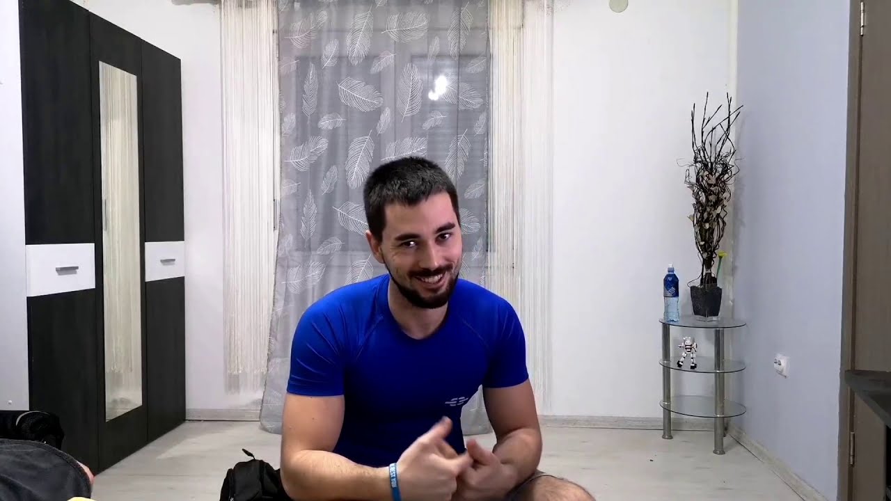 Trening kod kuce LIVE : Ajmo malo snage i kreativnosti! - YouTube
