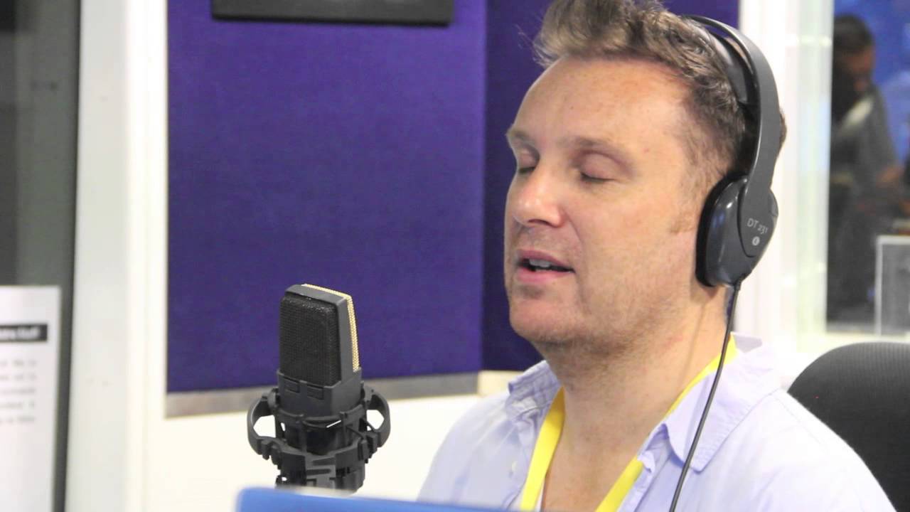 West End Stars Simon Bailey and David Shannon - YouTube