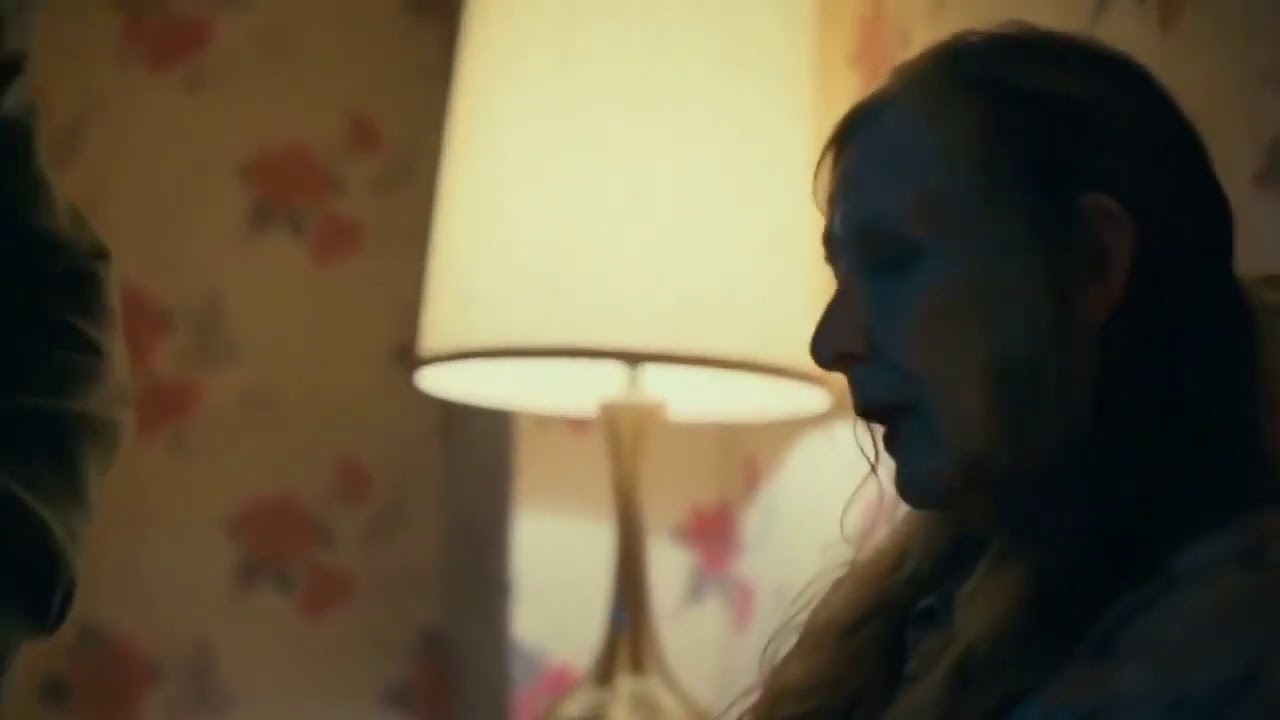 Joker 2019 - Mom scene - YouTube