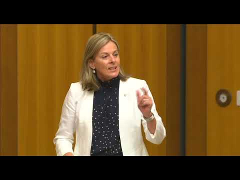 Angie Bell MP - Gold Coast Women in Sport - YouTube