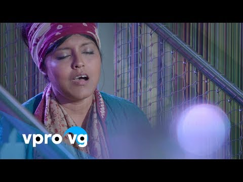Baul Meets Saz - Trad./ Namaz (live @TivoliVredenburg Utrecht)