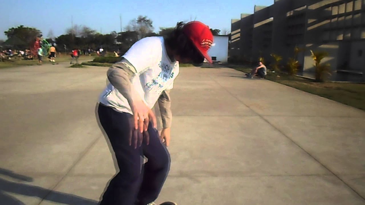 APRENDA HOJE- Como mandar Frontside Ollie - (base REGULAR) - YouTube
