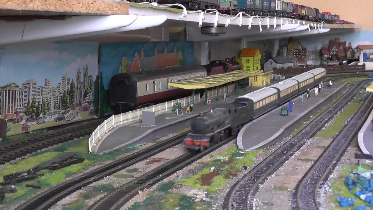 Colin's trains GWR running session coal and express trains September ...