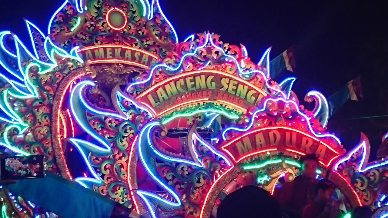 Festival musik ul daul se madura-lanceng sengit - YouTube