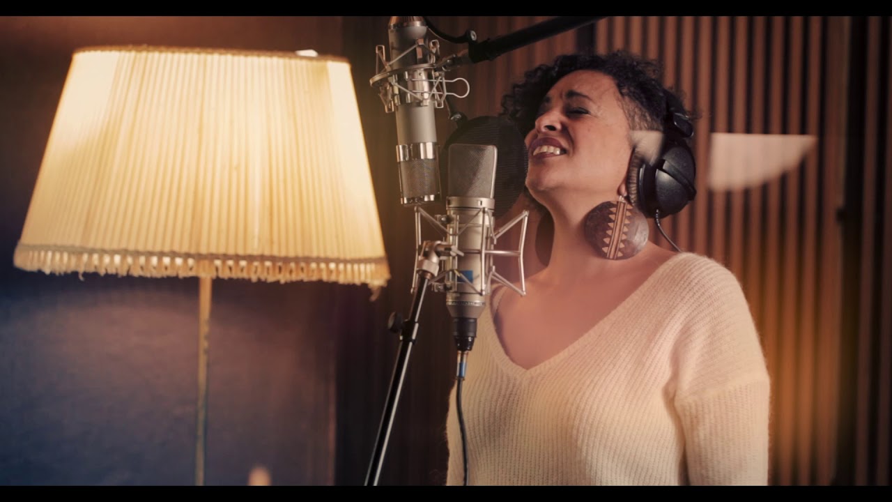 Marie Carrie , New album "The nearness of you" - YouTube