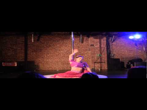 Bollywood and pole dance fusion performance of Sarah Cavenaile