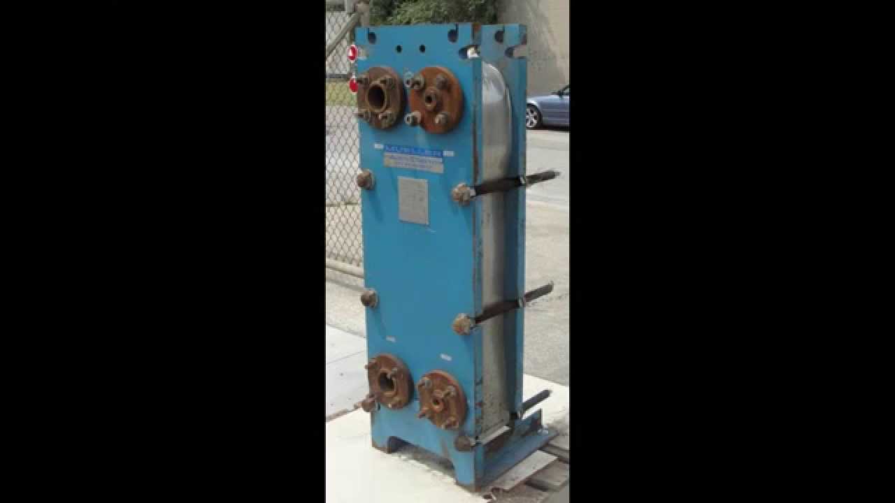 Mueller Accu-Therm 111 sq. ft. stainless steel plate heat exchanger ...