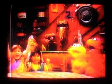 Opening to Cinderelmo 2000 VHS - YouTube