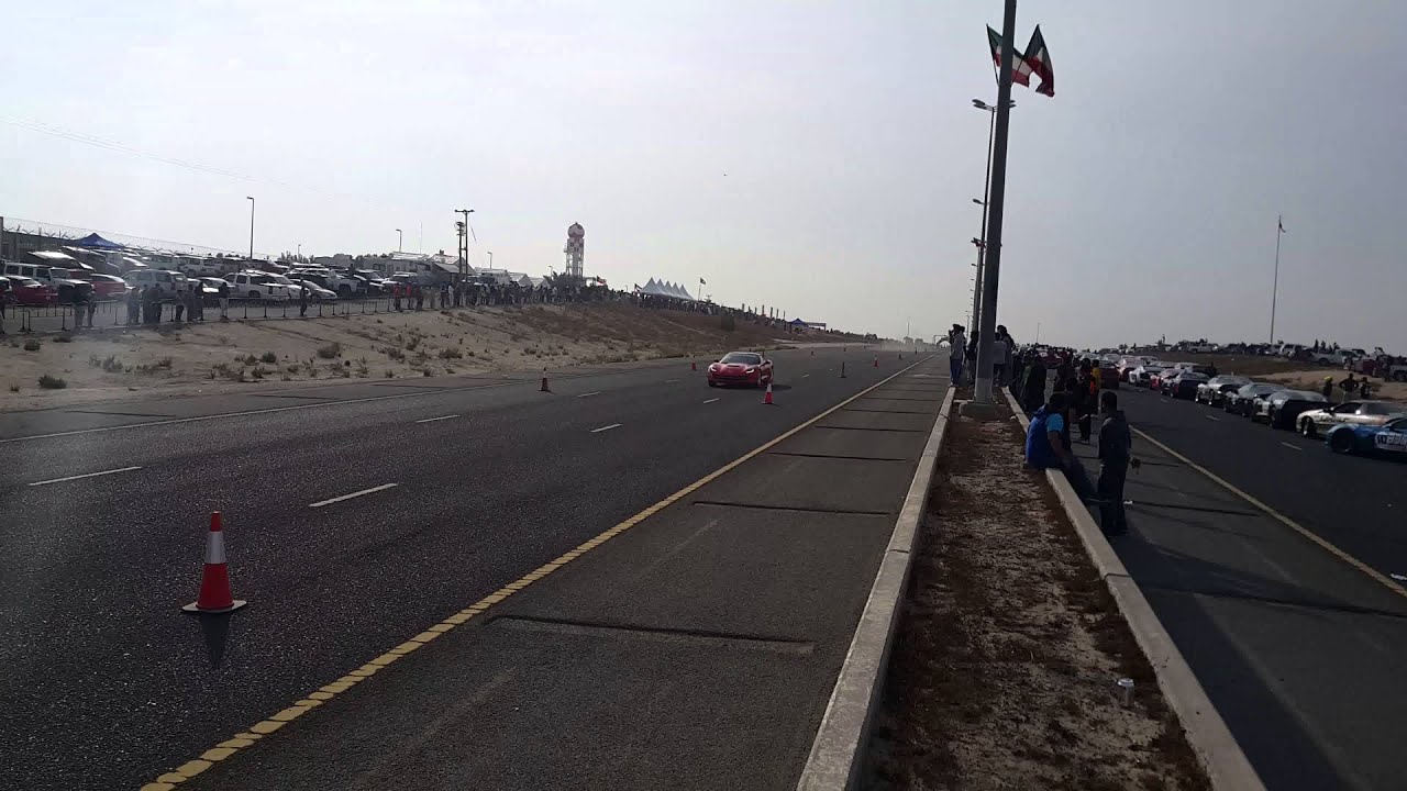 Kuwait Mile Drag Race سباق سيارات في الكويت(22) - YouTube