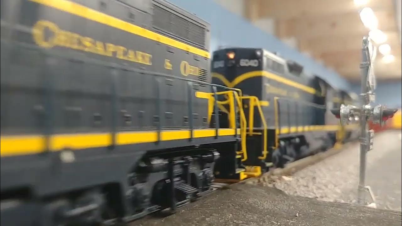 Athearn C&O GP-9's heading west with mixed freight - YouTube