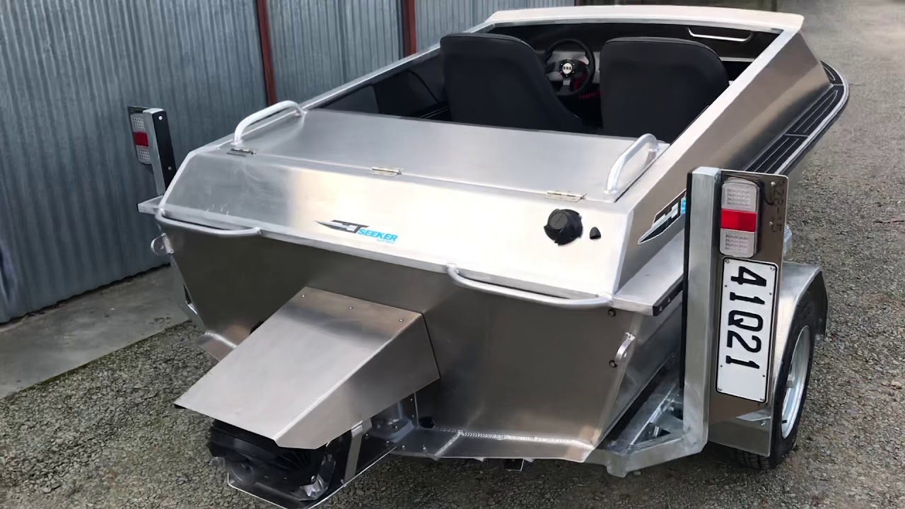 Jetseeker 360 HUSTLER jet boat - YouTube