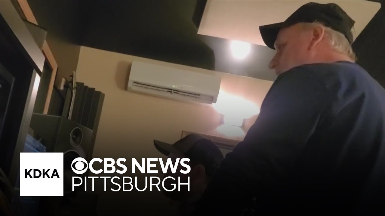 How Roger Wood started the "Here We Go" Steelers fight song - YouTube