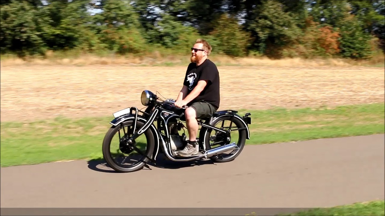BMW R2 200cc From 1932 - YouTube