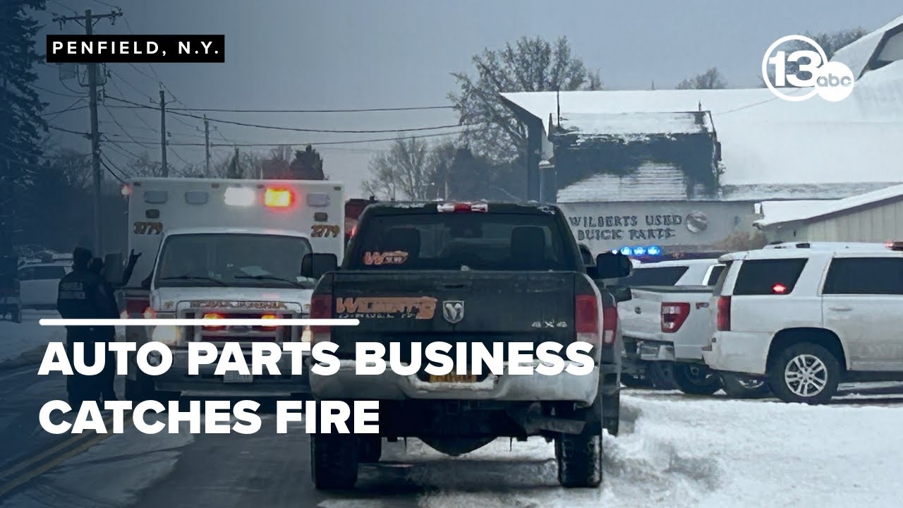 Fire destroys building at Wilbert's Premium Auto Parts - YouTube
