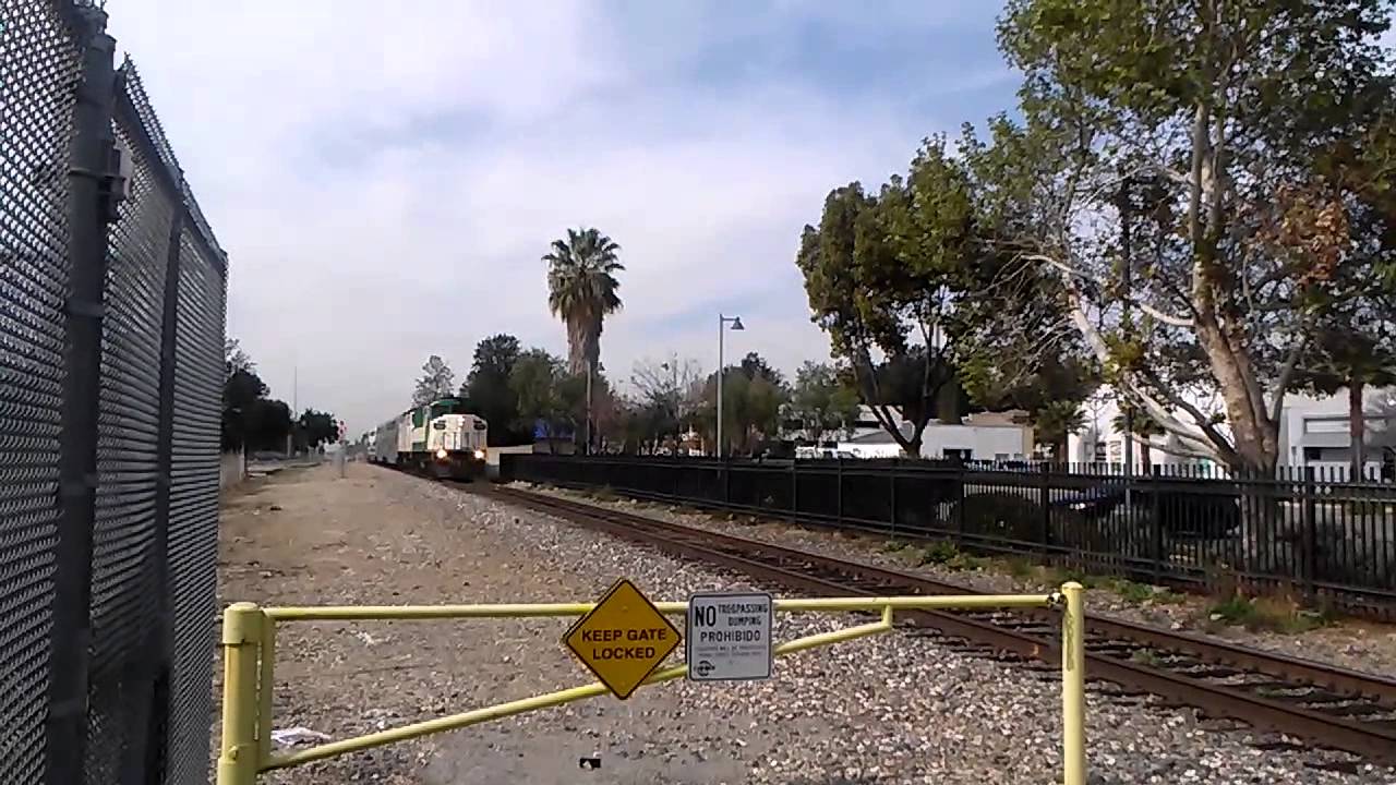 RBRX 18520 leads train 358 into Upland Station - YouTube