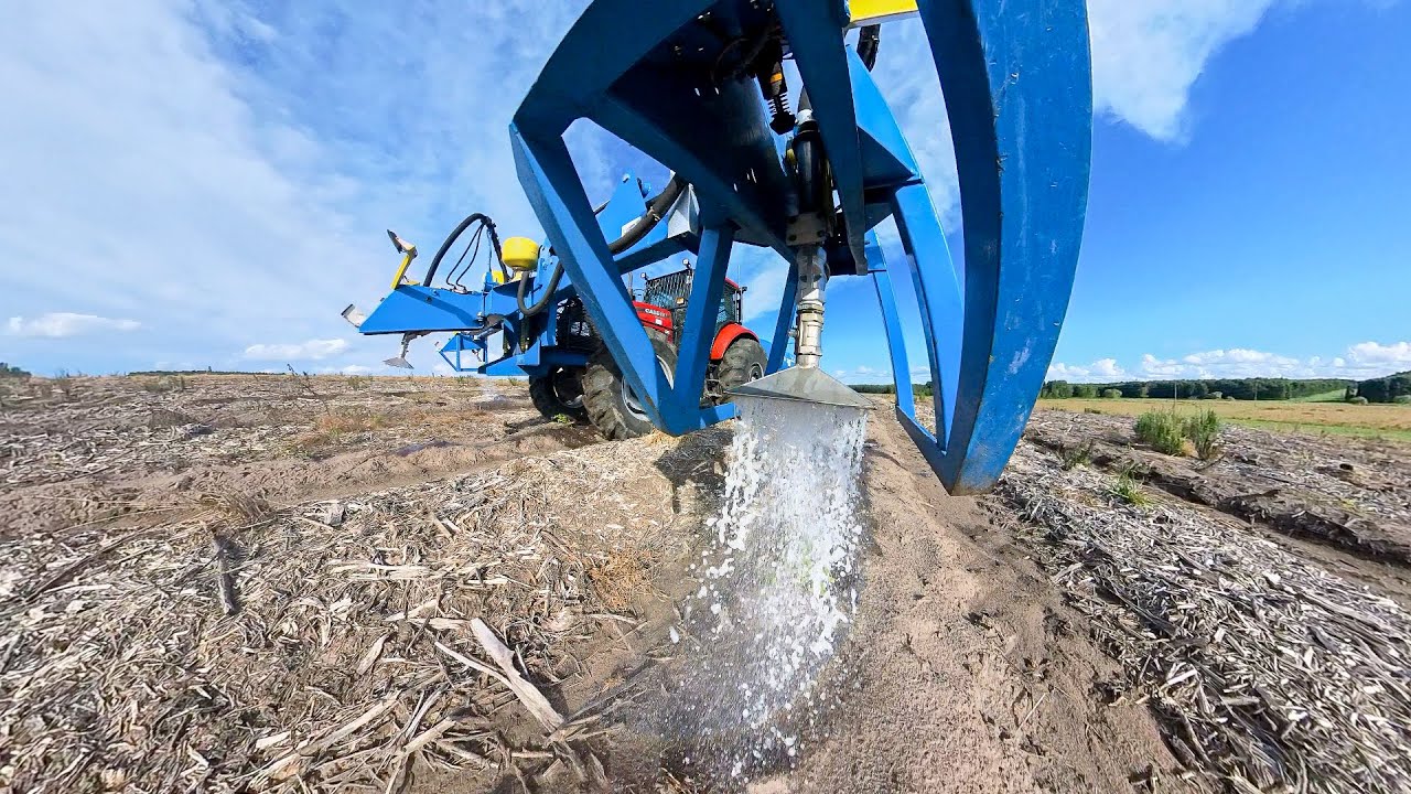Irrigation machine with artificial vision - YouTube