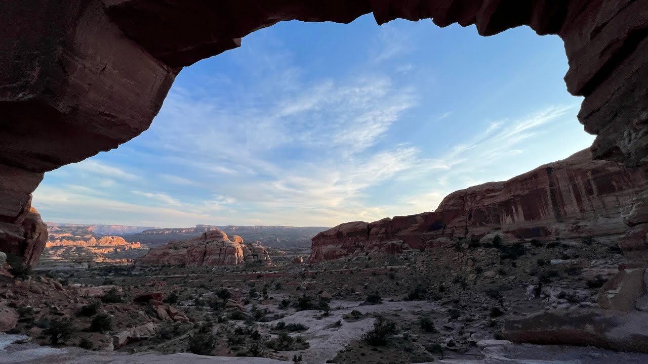 Jeep Arch - Hike in Moab, Utah - 4K - YouTube