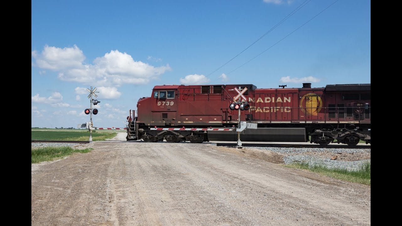 Westbound Canadian Pacific Freight Train at Indus, Alberta - YouTube