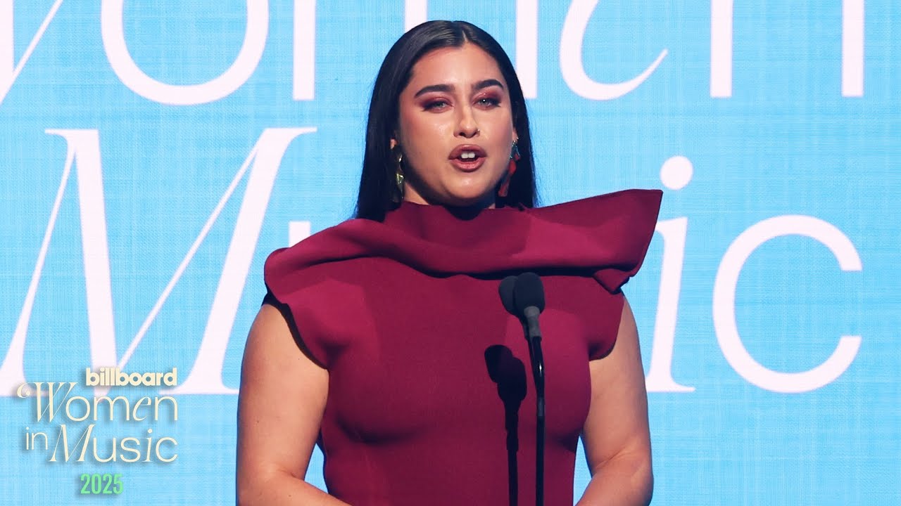 Lauren Jauregui Presents Ángela Aguilar With the Breakthrough Award ...