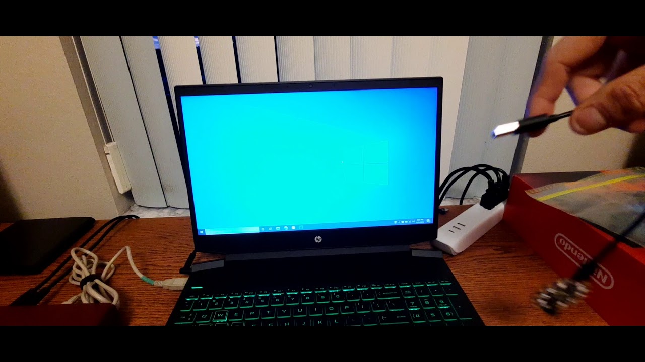 Simple Keystroke Injection Attack Example - YouTube