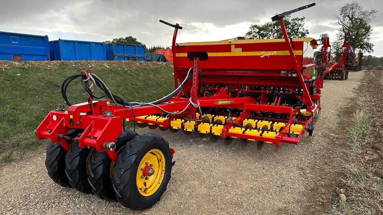 Vaderstad Rapid 300s Seed Drill - Walkaround - YouTube