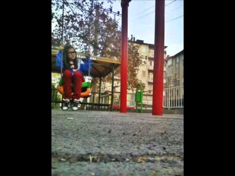 İyiki doğdun mavi gözlü prenses :)