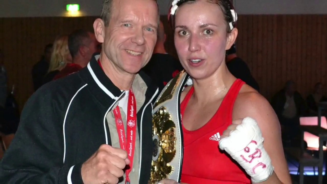 1 Fight Night Bestensee Kampf 4 Marie Riederer - YouTube