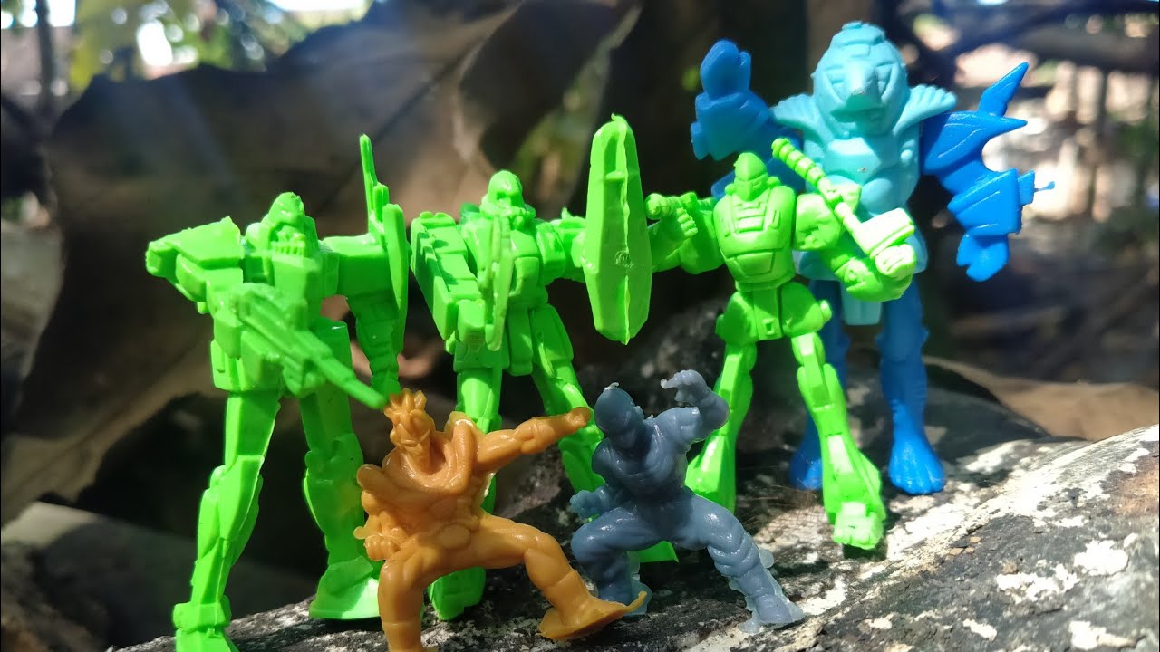 Mencari Dan Menemukan Robot Biru, Robot Hijau, Robot Kuning Dan Robot ...