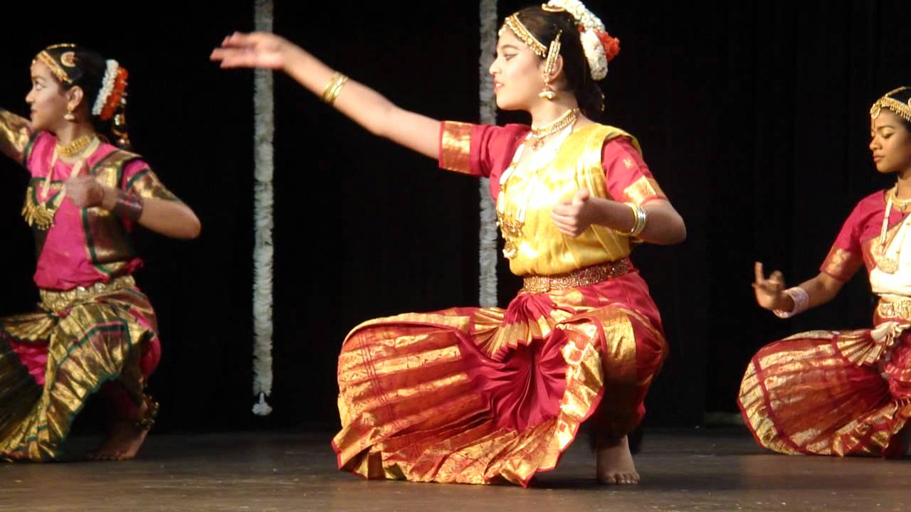 Asha Gopal - Student Amiti - Devi Padam - YouTube