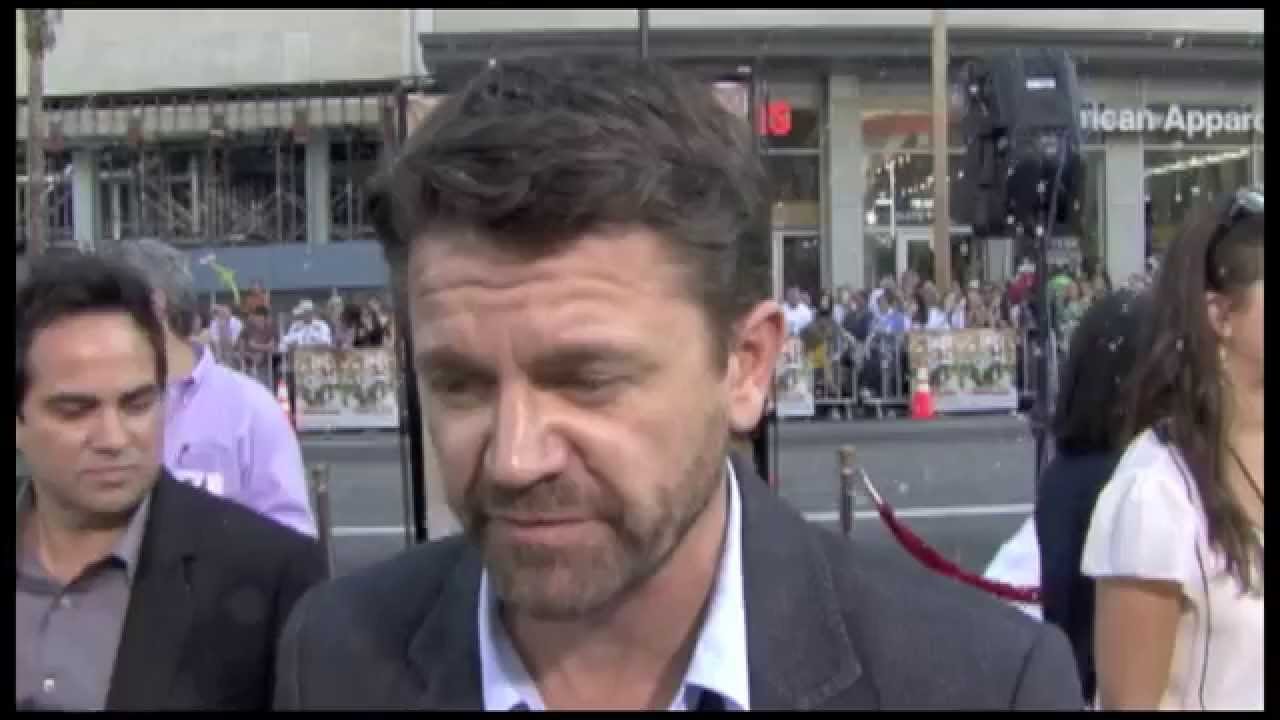 John Michael Higgins Interview - Fred Claus - YouTube