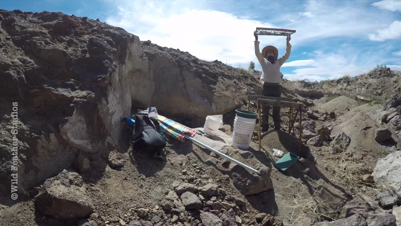 Sunstone mining with @wirestonejewelry at Spectrum Mine - YouTube