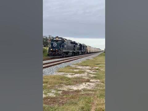 FEC 103 @ MP232.86 w/ Triple GP40-2s #train #fectrains #fec - YouTube