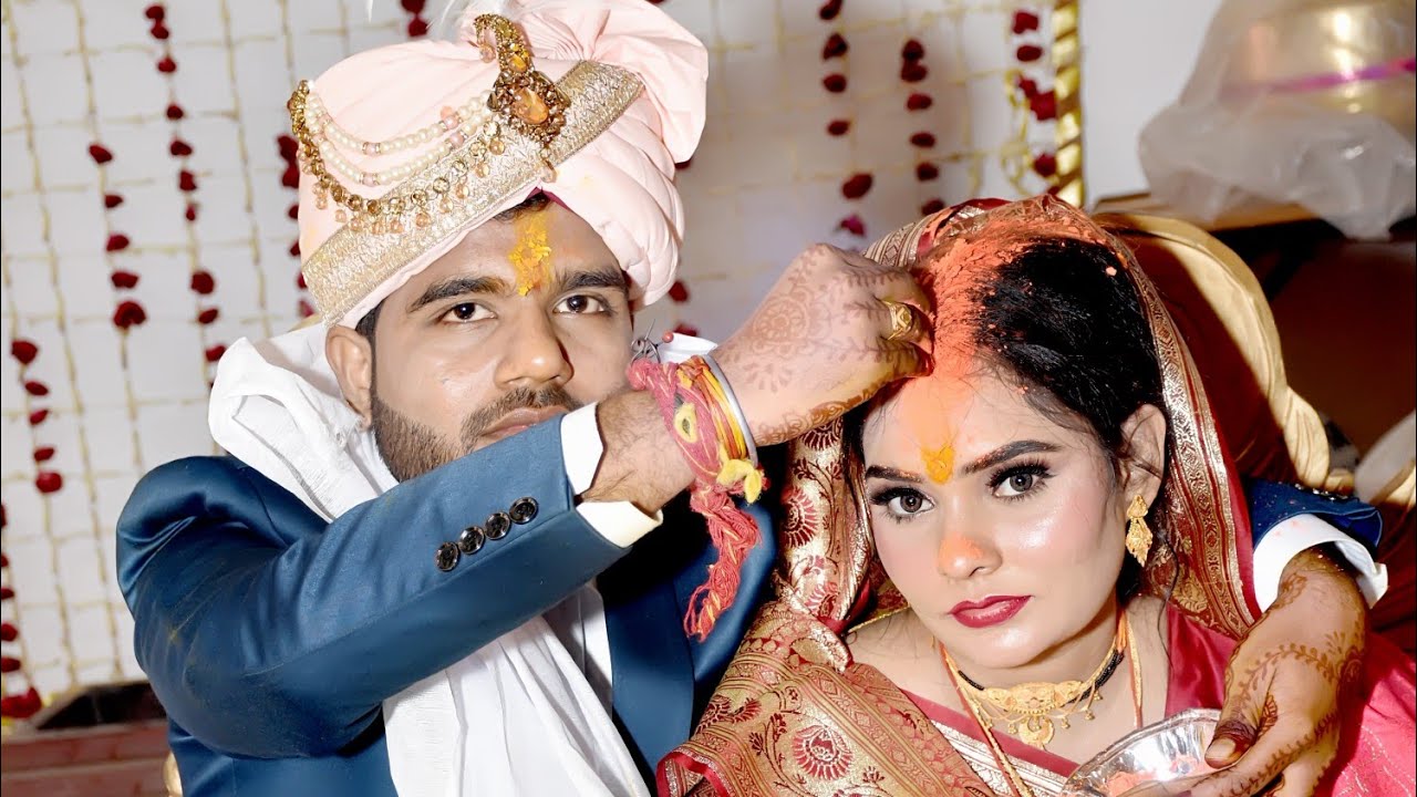 wedding sindoor daan / maang bharai / sindoor ceremony in wedding ...