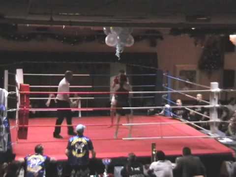 julie kitchen v kerry vera - YouTube