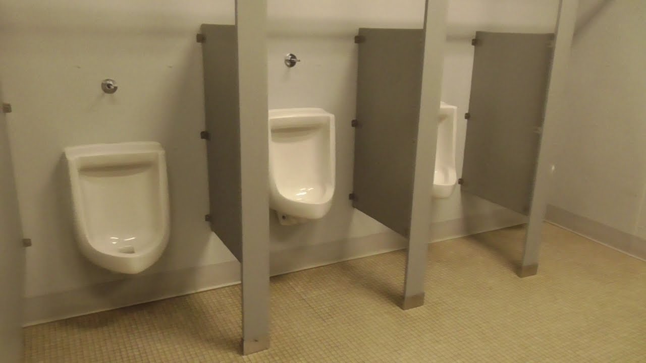 [388] RARE rear-spud Gerber Hamilton urinals! - YouTube