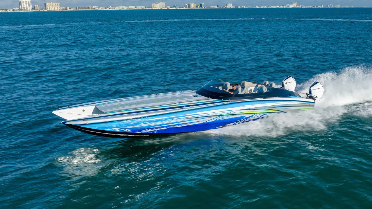 NEW Mystic C4000 powered by twin 500Rs - YouTube