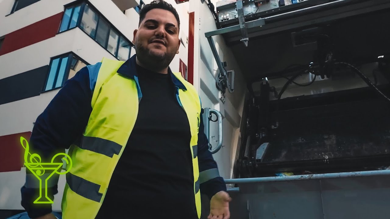 Alberto Grasu - Sunt mereu in forma - YouTube