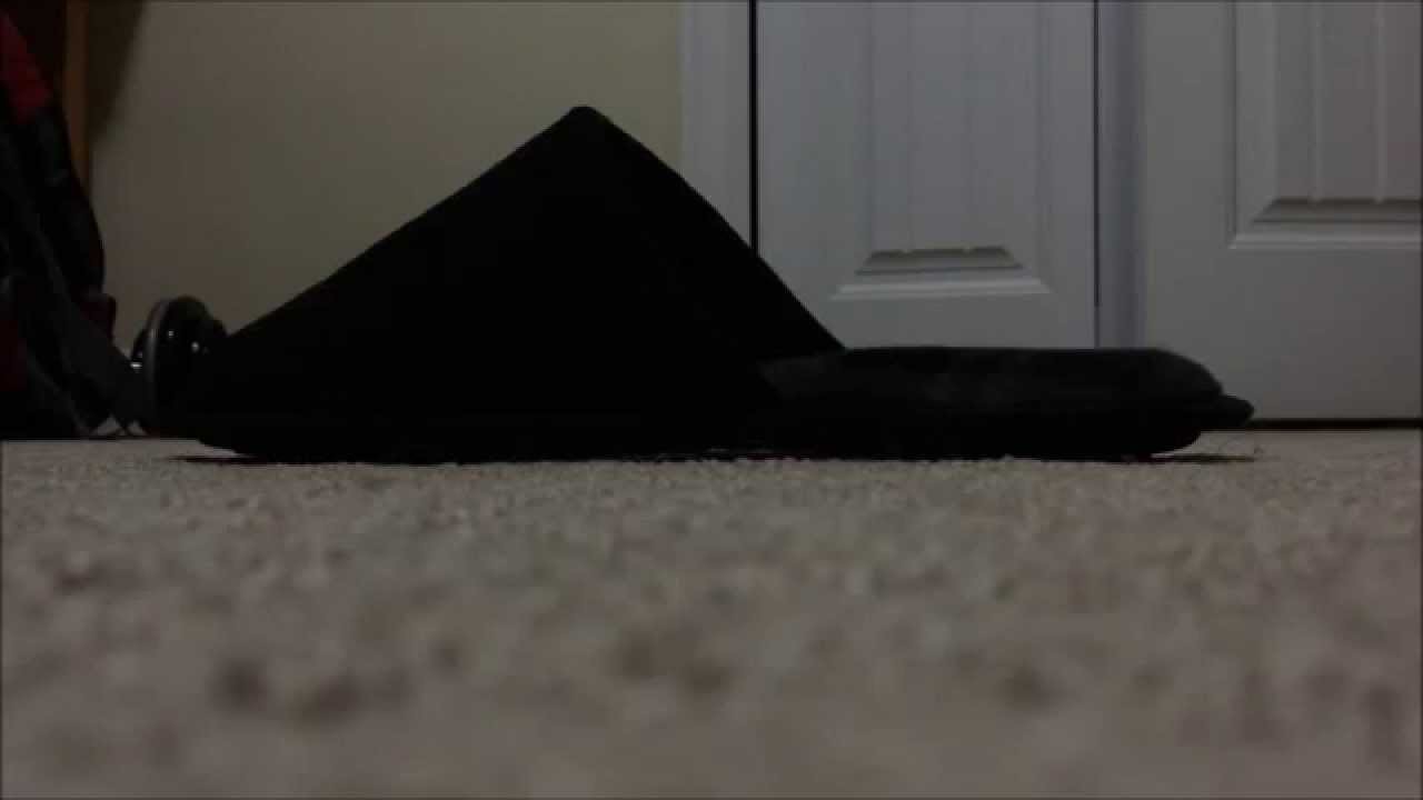 Farting on a slipper - YouTube